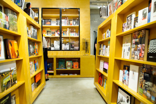 BOOKMARC opens, forming a Marc Jacobs area in Omotesando | PHOTO(19/25 ...