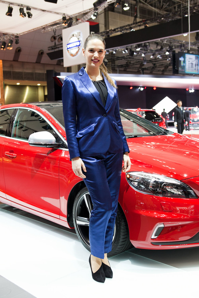 Motor Show Uniforms: Part 2/2 - Volvo is a Tailor in Kanda [Tokyo Motor ...