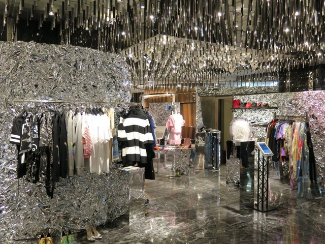FAKE TOKYO and Isetan Collaboration Shop Opens | PHOTO(2/26) | FASHION ...