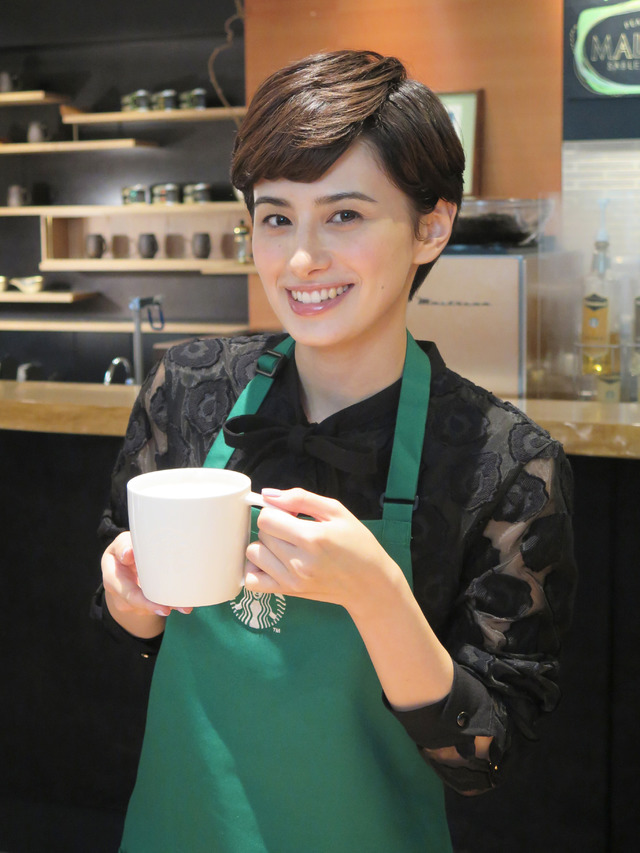 Starbucks Latte Renewed for the First Time in 18 Years, with a Rich ...