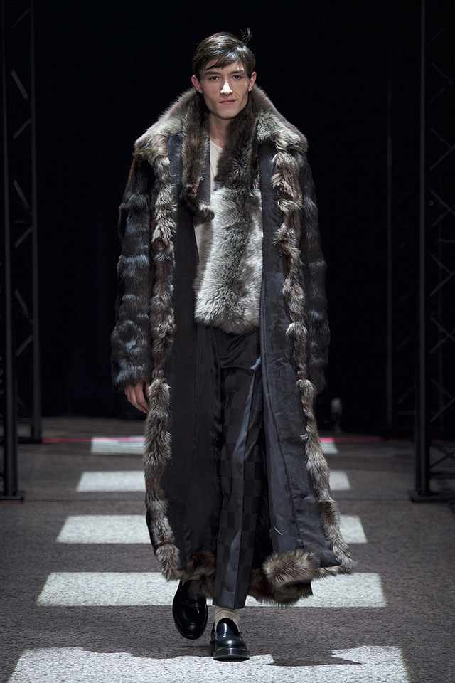 Paul Smith presents a wild and evolved suit style for men in the 2015 ...
