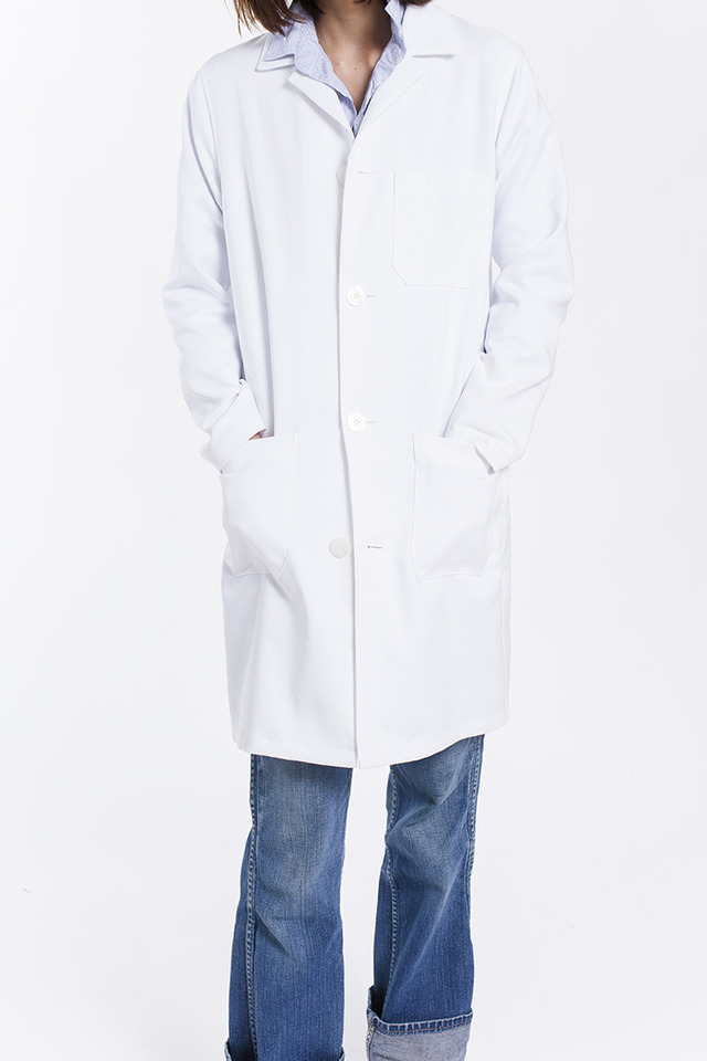 Pre-orders sold out in two days. Simple and practical lab coats, a ...
