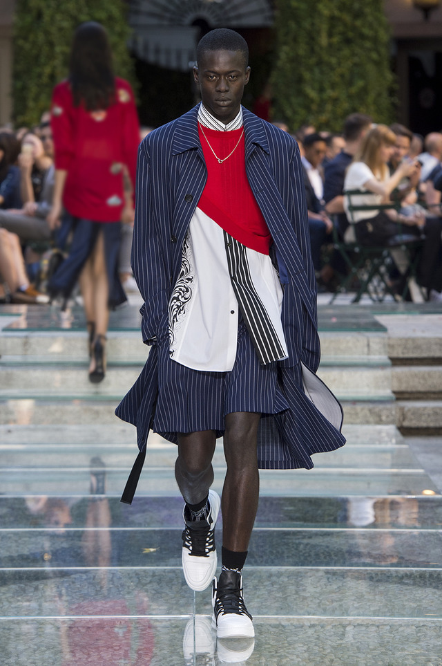 [LOOK] Versace 2018 Spring/Summer Men's Collection | PHOTO(10/52 ...
