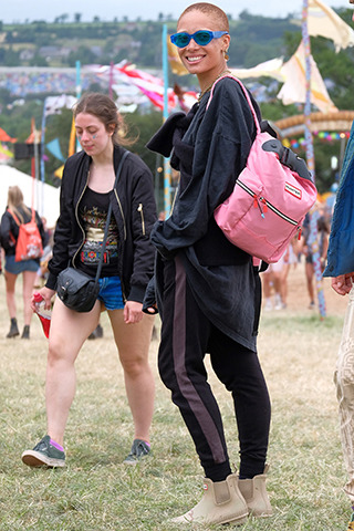 [Snap] Celebrities are wearing Hunter shoes! Margot Robbie and others ...