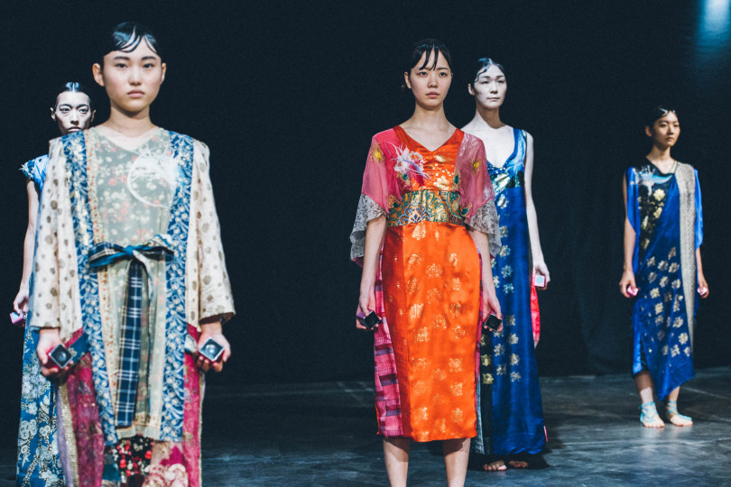 Embroidery artist Yumiko Arimoto's new autumn/winter collection show ...