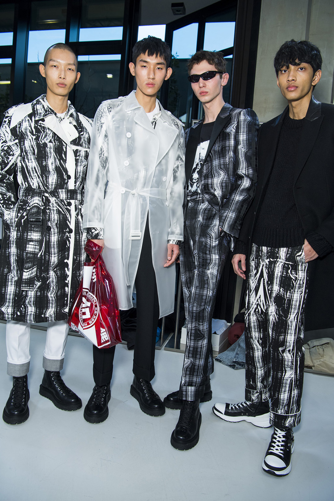 [LOOK] Neil Barrett 2019-20 Fall/Winter Collection | PHOTO(68/112 ...